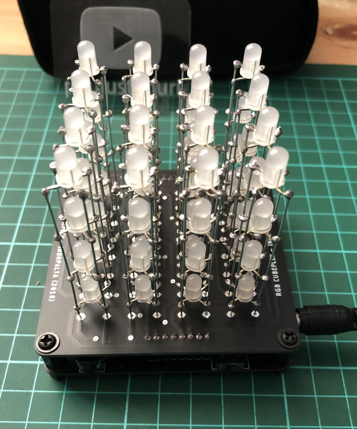 LED Cube RGB 4x4x4 - Palta Circuits Wiki